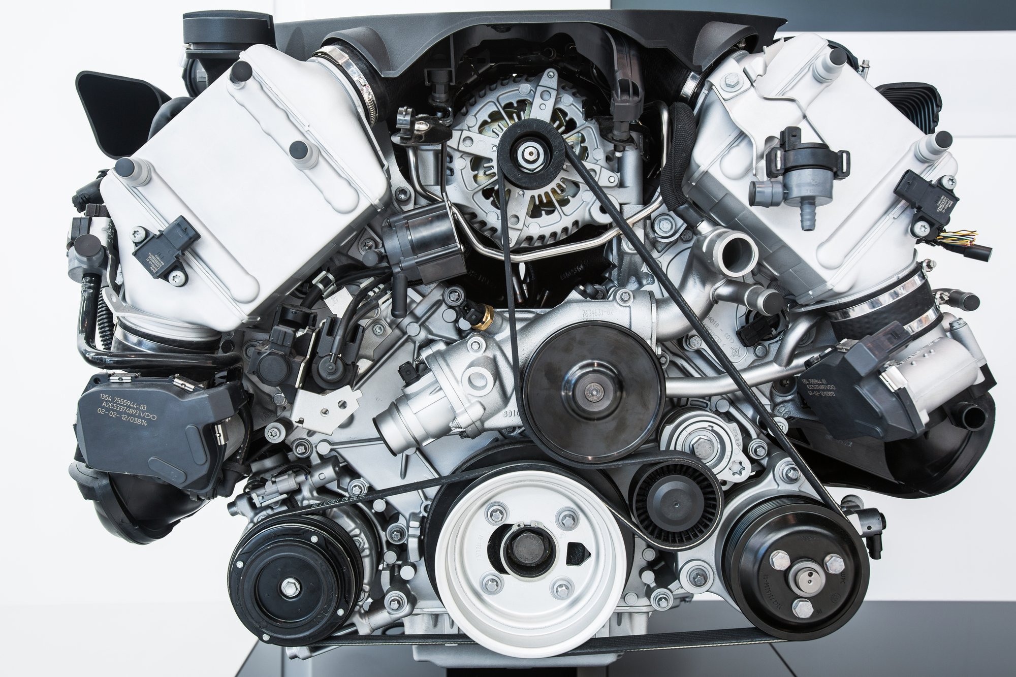 4 Symptoms Of A Bad Engine Mount - FUTURISTIC MAHOGANY REVUE