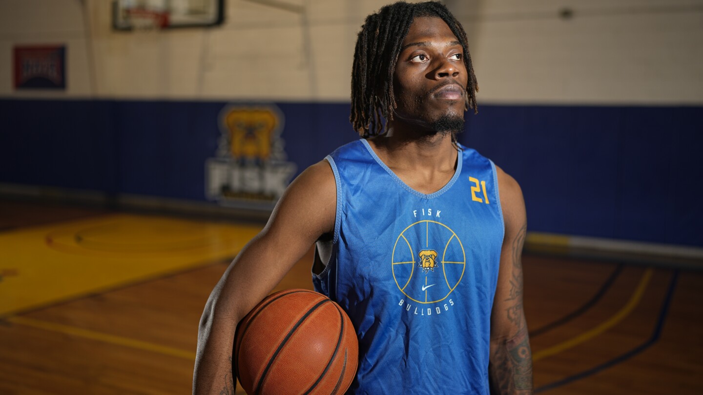 Homeless Black Teen From California Earns Spot on HBCU Basketball Team ...